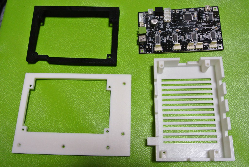 PRN3D PCBベース - まず分解。