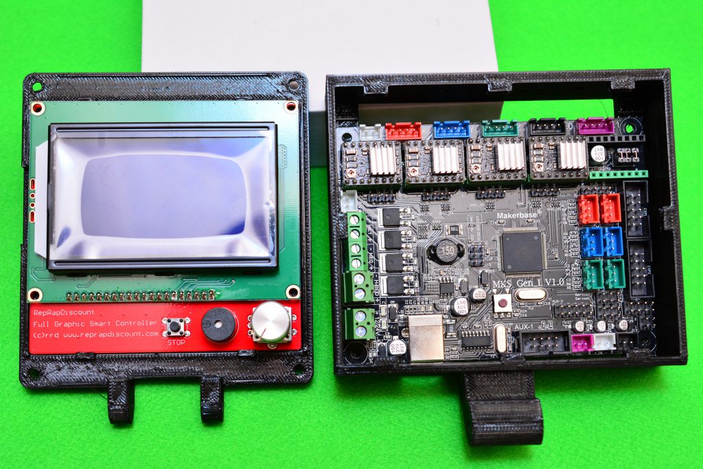 まず分解。 - 4ページ目 (13ページ中) - まず分解。いろいろと技術系のネタを書いていきます。PRN3Dとか。Teardown!!